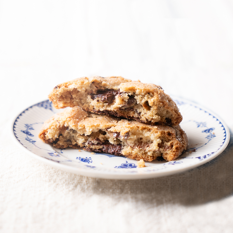 classic chocolate chip cookie gift box – Maman Retail & E-Comm